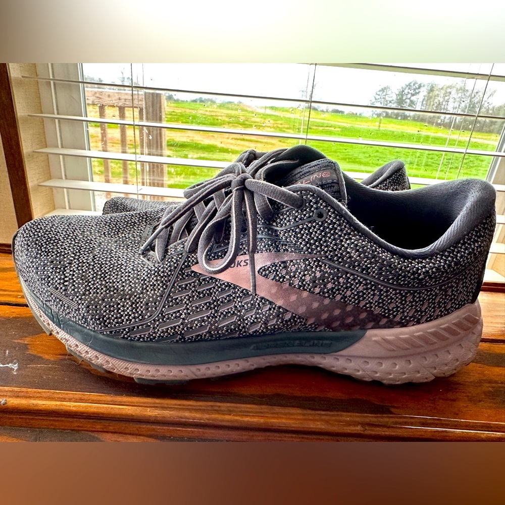 Women’s Brooks Adrenaline - Gem
